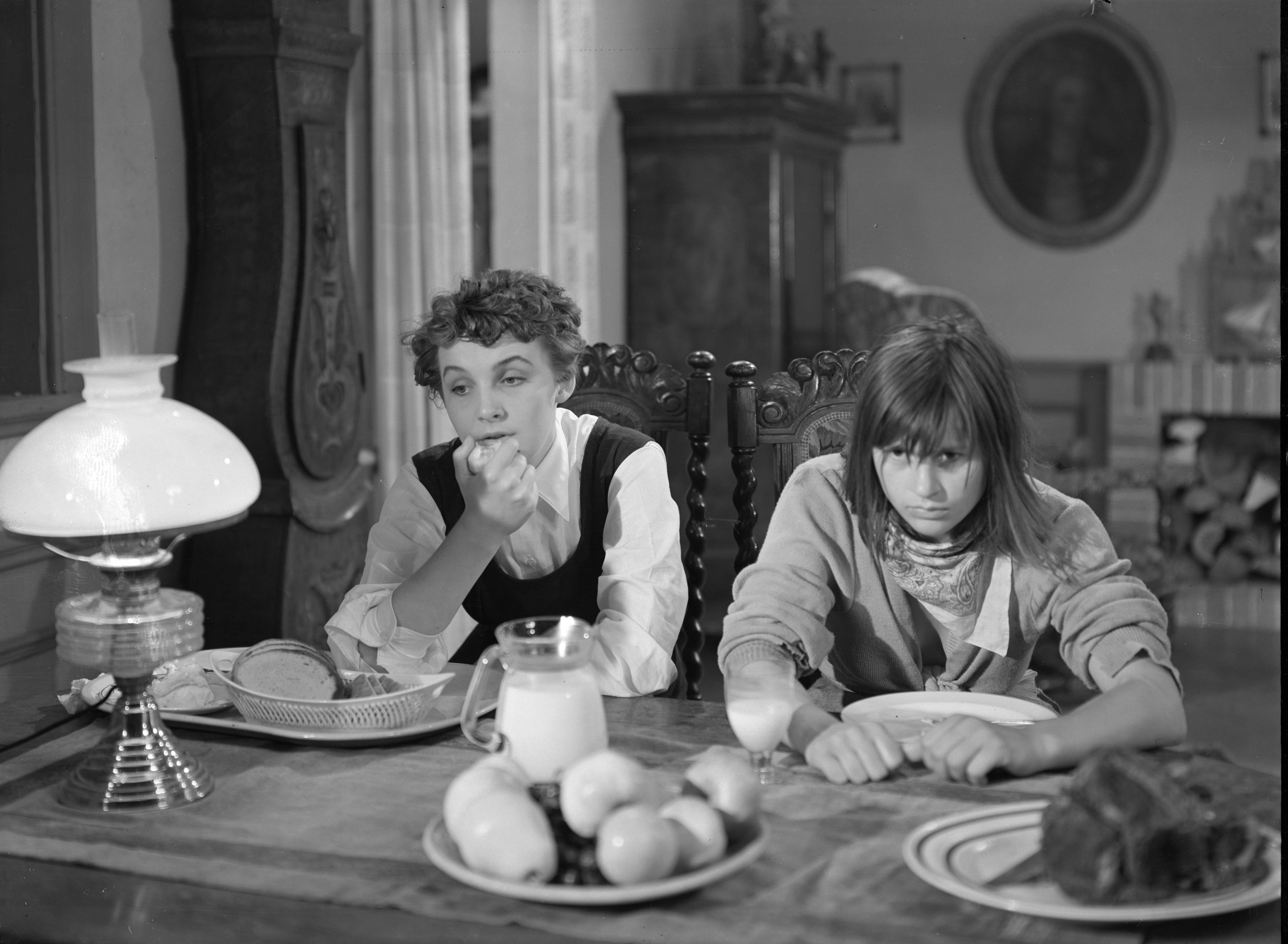 Sommaren med Monika, Harriet Andersson, Naemi Briese